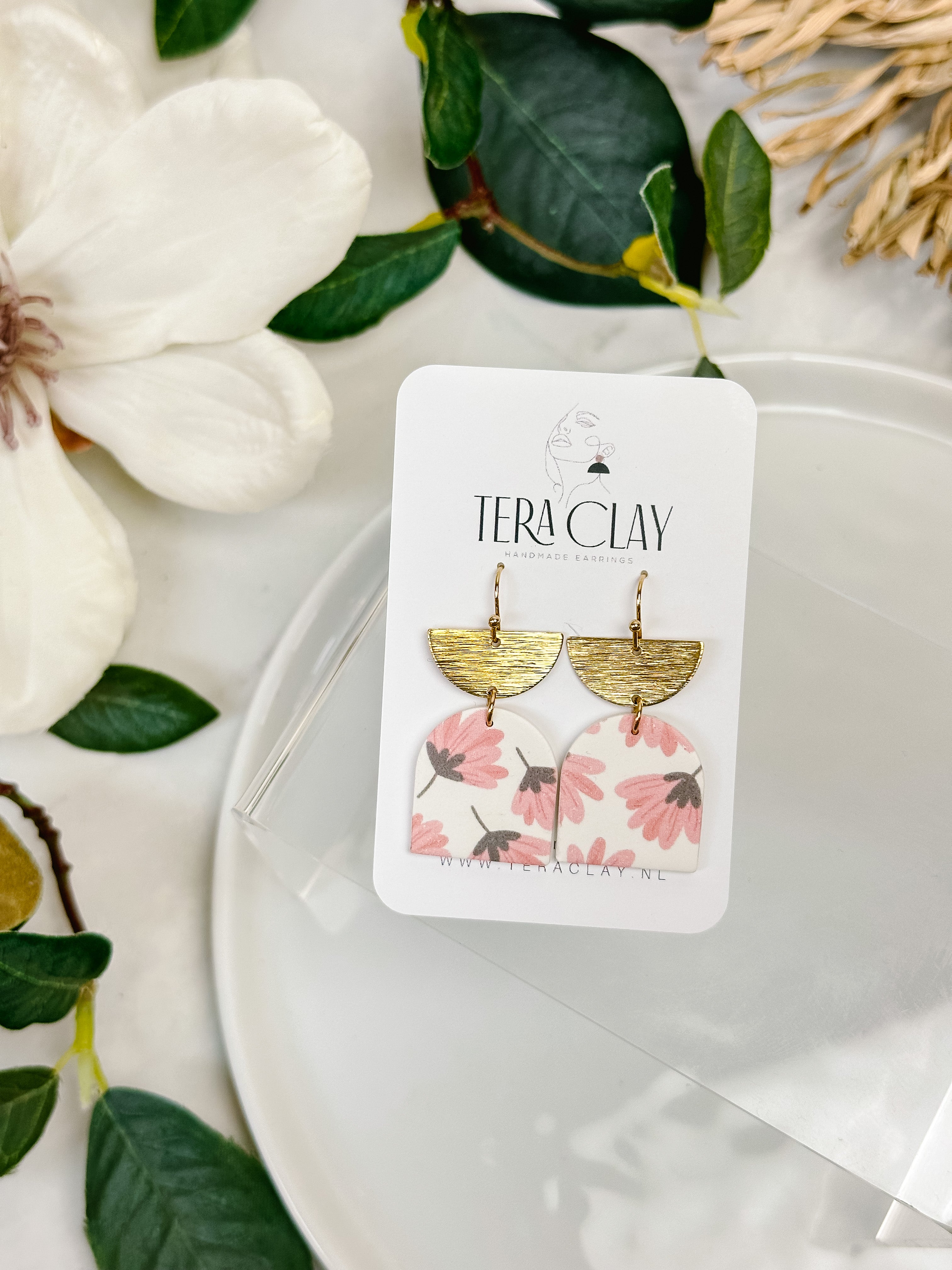 The Eleanor – Tera Clay